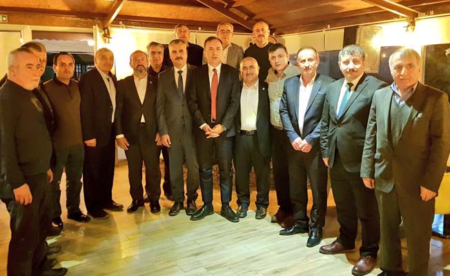 Ahlatcı, eski belediye başkanlarıyla buluştu - Çorum Haber Gazetesi Ahlatcı, eski belediye başkanlarıyla buluştu - Çorum Haber Gazetesi