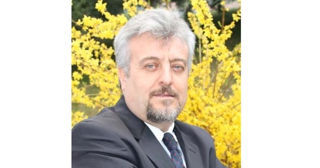 Prof. Deniz, uluslararası bilimsel derginin editörü olarak büyük takdir ...