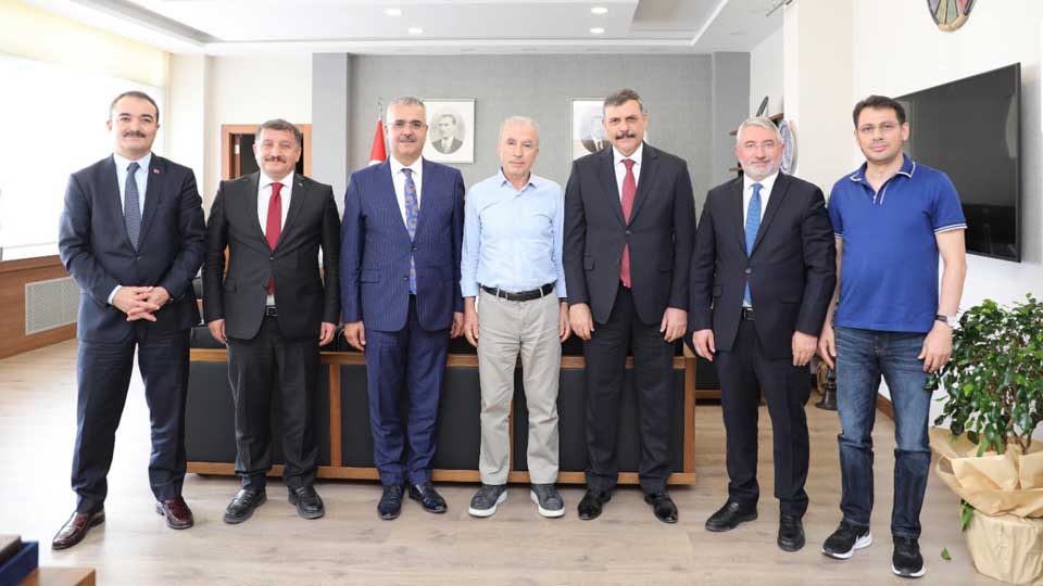 Prof. Dr. Bostancı’ya Çorum’dan kutlama - Çorum Haber Gazetesi