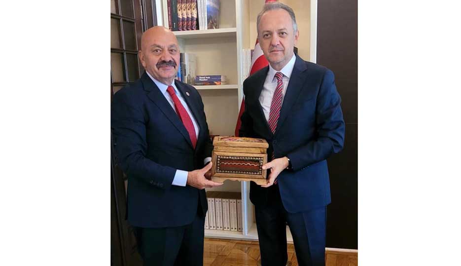 İsbir’den Bakan Yardımcısı Gökhan Yazgı’ya kutlama - Çorum Haber Gazetesi