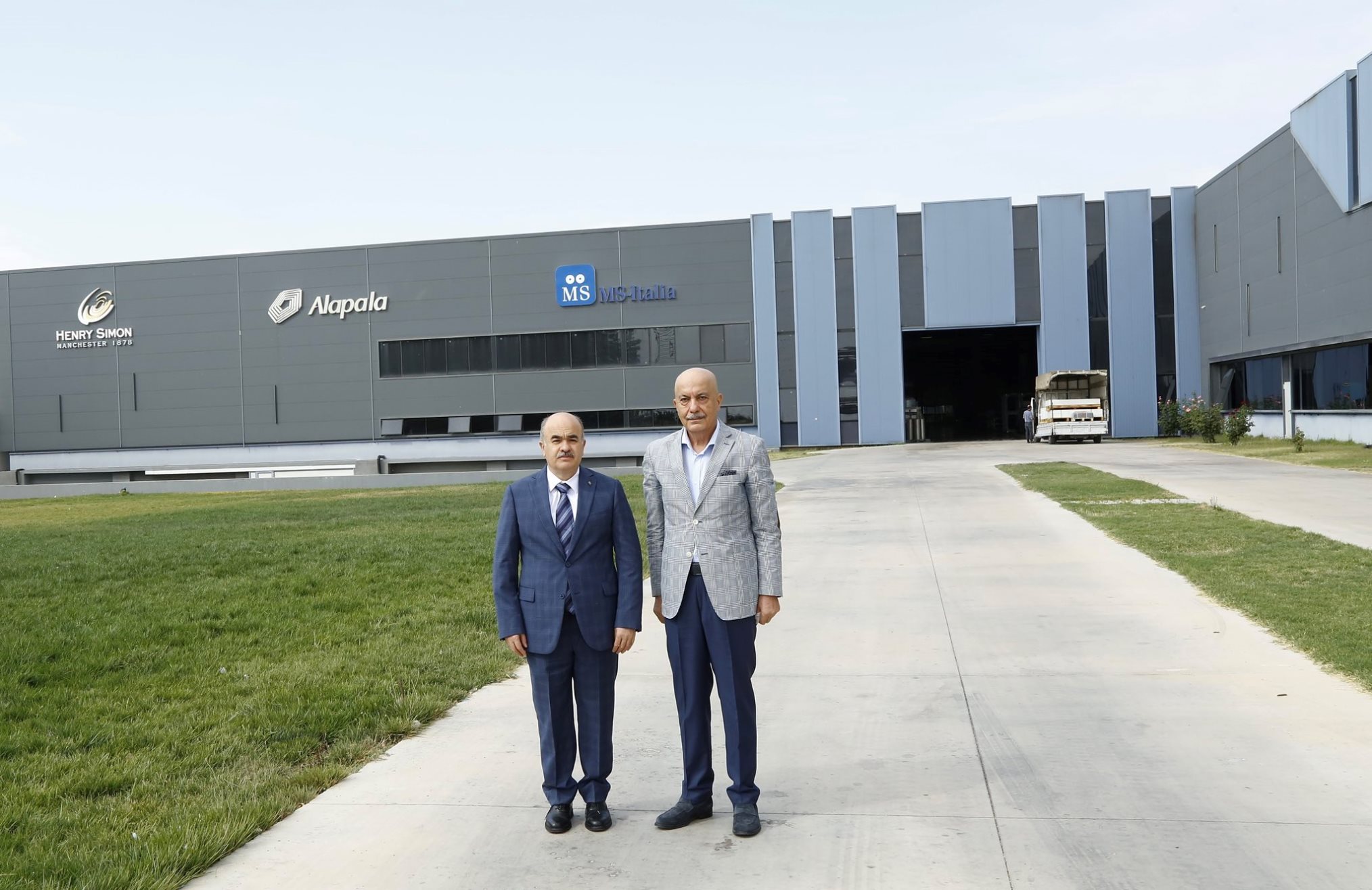 Alapala, endüstriyel tasarım ödüllü özgün valsinin 3 binincisini ...