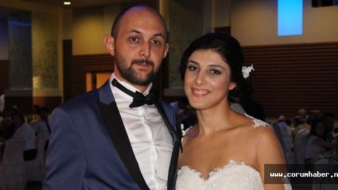 Fikret Tepençelik’in kızı Seda ile merhum Tümer Akyüz’ün oğlu Murat ...