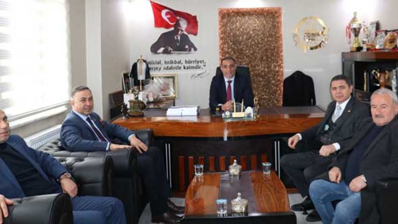 CHP’den Baro Başkanı Av. Kalıpçı’ya kutlama - Çorum Haber Gazetesi CHP’den Baro Başkanı Av. Kalıpçı’ya kutlama - Çorum Haber Gazetesi